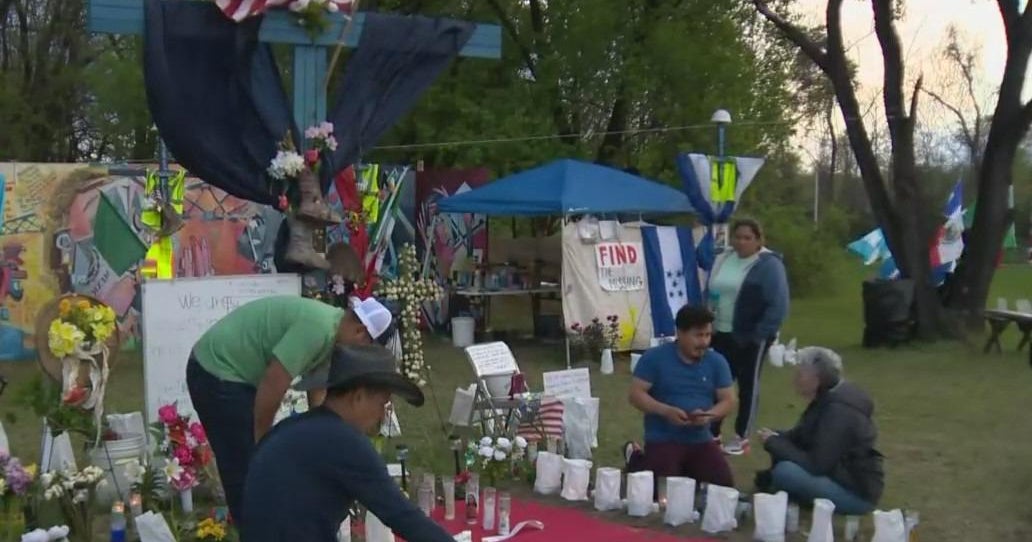 Community gathers for candle light vigil honor Key Bridge collapse ...