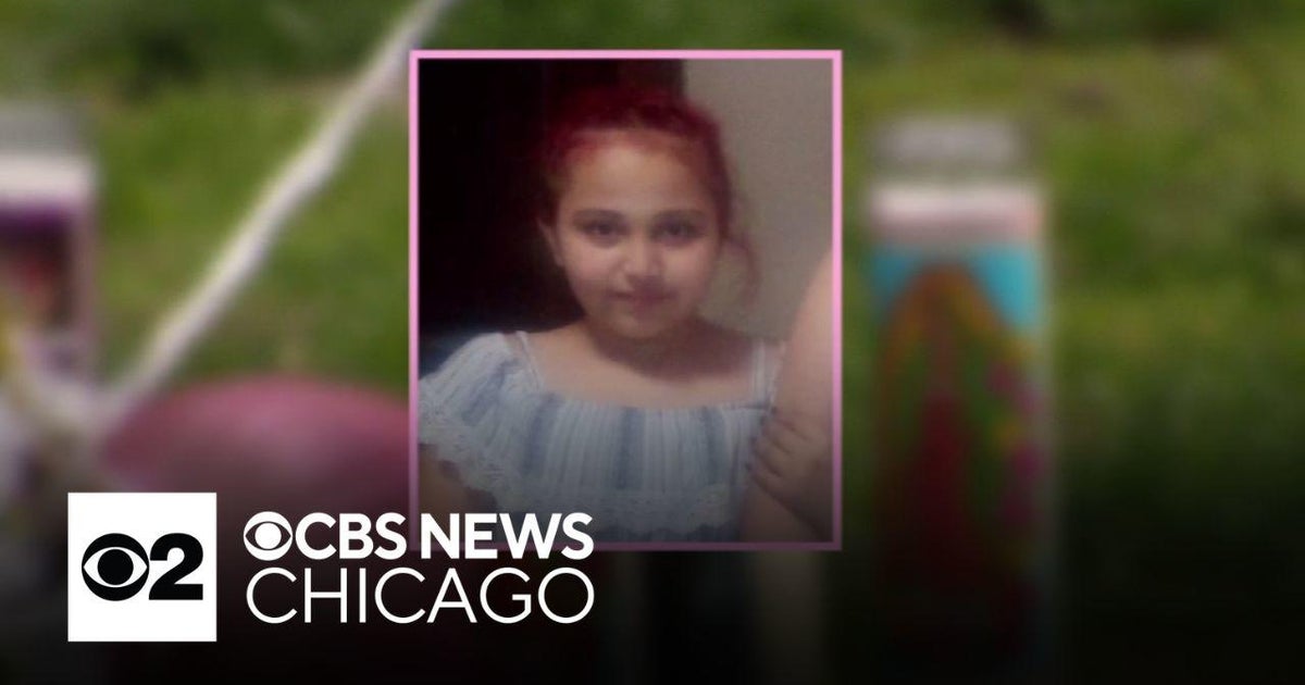Girl killed, 10 relatives wounded in Chicago mass shooting - CBS Chicago