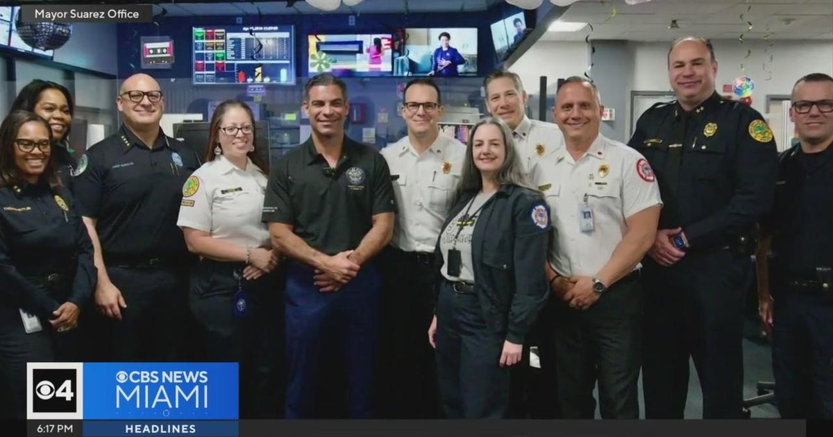A look at the 911 City of Miami 911 call center - CBS Miami
