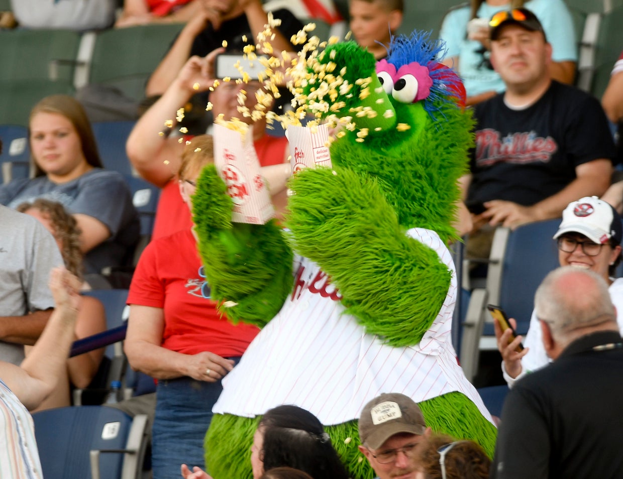 Celebrating the Phanatic's birthday and looking back at some of the ...