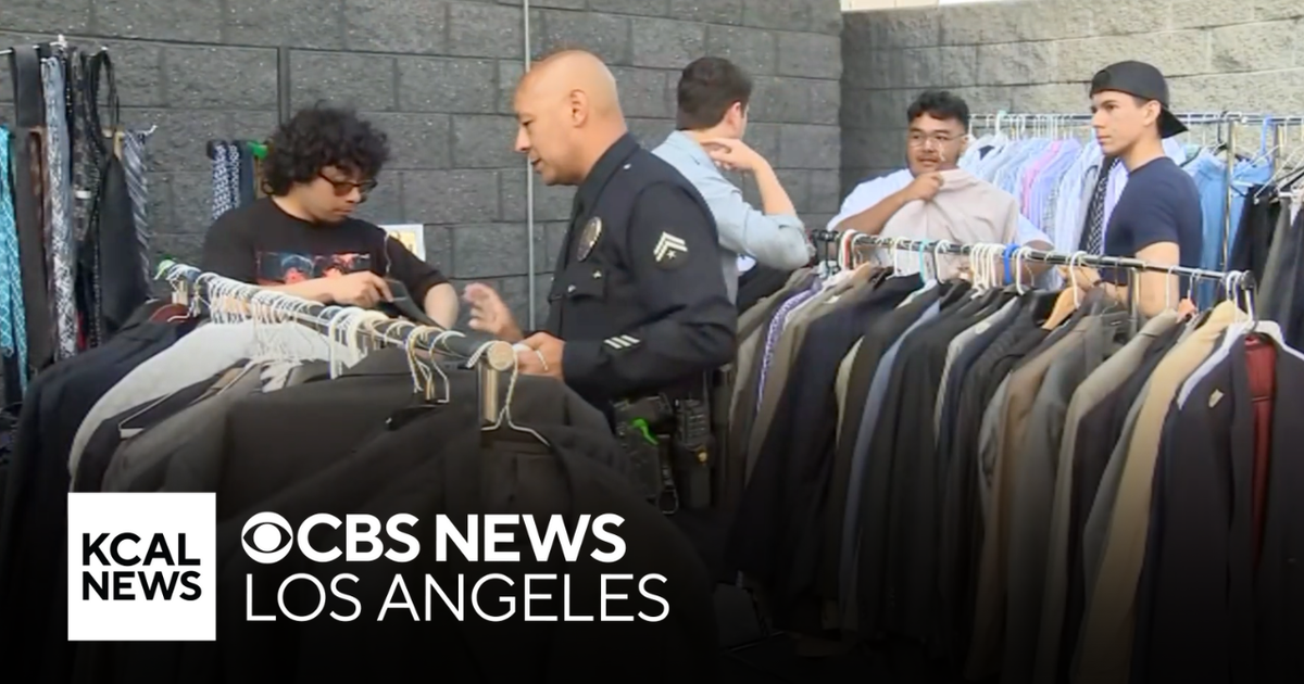 LAPD helps students get ready for prom season - CBS Los Angeles