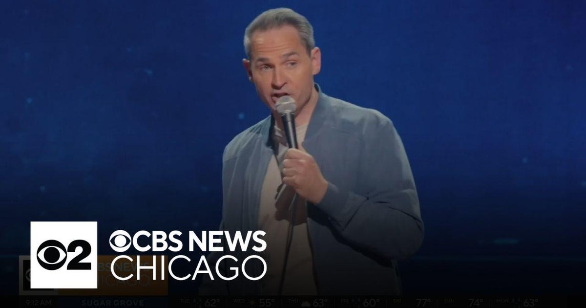 Chicago comedian Pat McGann winning over audiences with jokes about ...