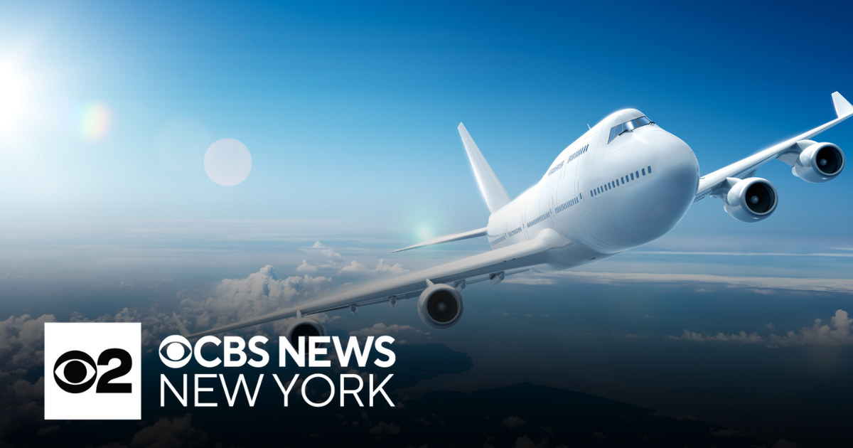 Celebrating World Pilots' Day - CBS New York