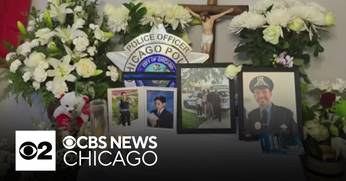 Funeral Monday for fallen Chicago officer Luis Huesca - CBS Chicago
