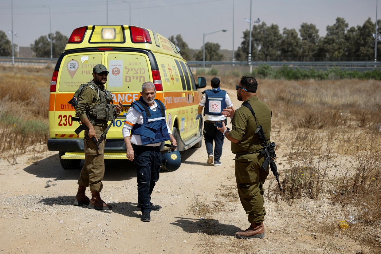 Hamas attacks Israel-Gaza border crossing as cease-fire talks appear to ...