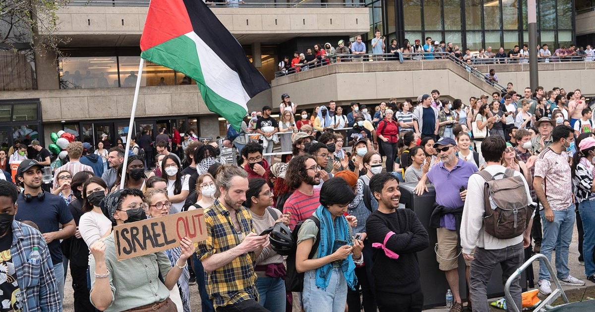 Protesters retake MIT campus encampment - CBS News