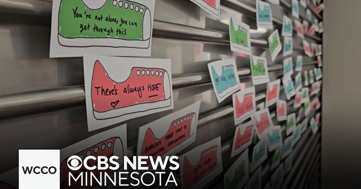 North St. Paul students participate in NAMI shoe day - CBS Minnesota