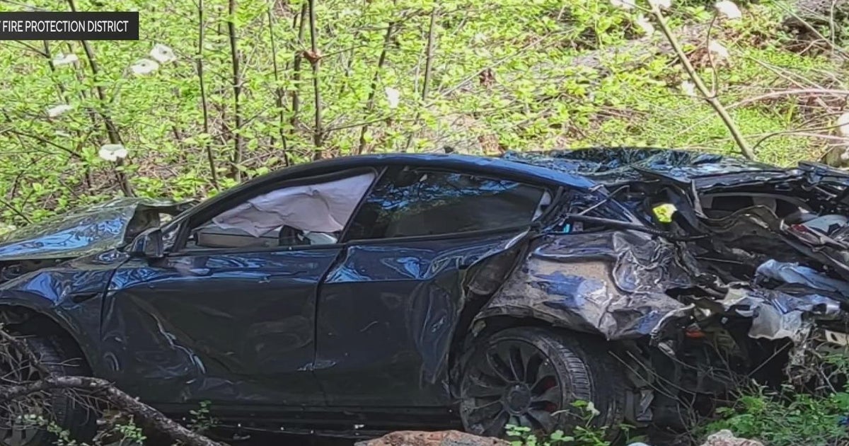 Tesla alerts of wife of crash that killed husband in Northern ...