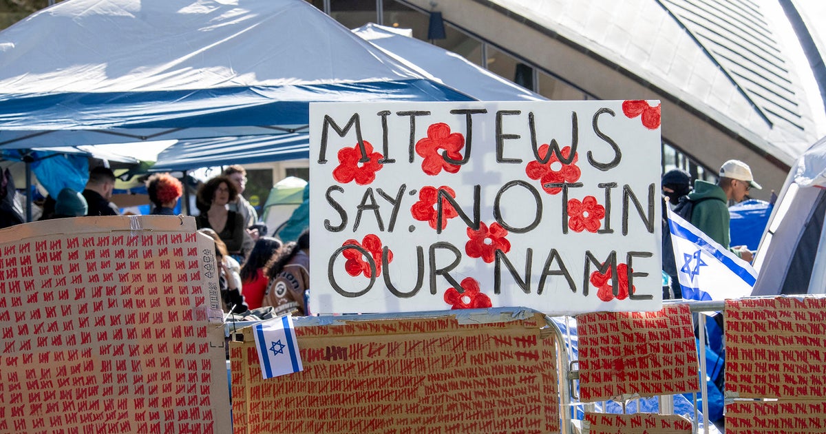Police dismantle pro-Palestinian encampment at MIT - CBS News