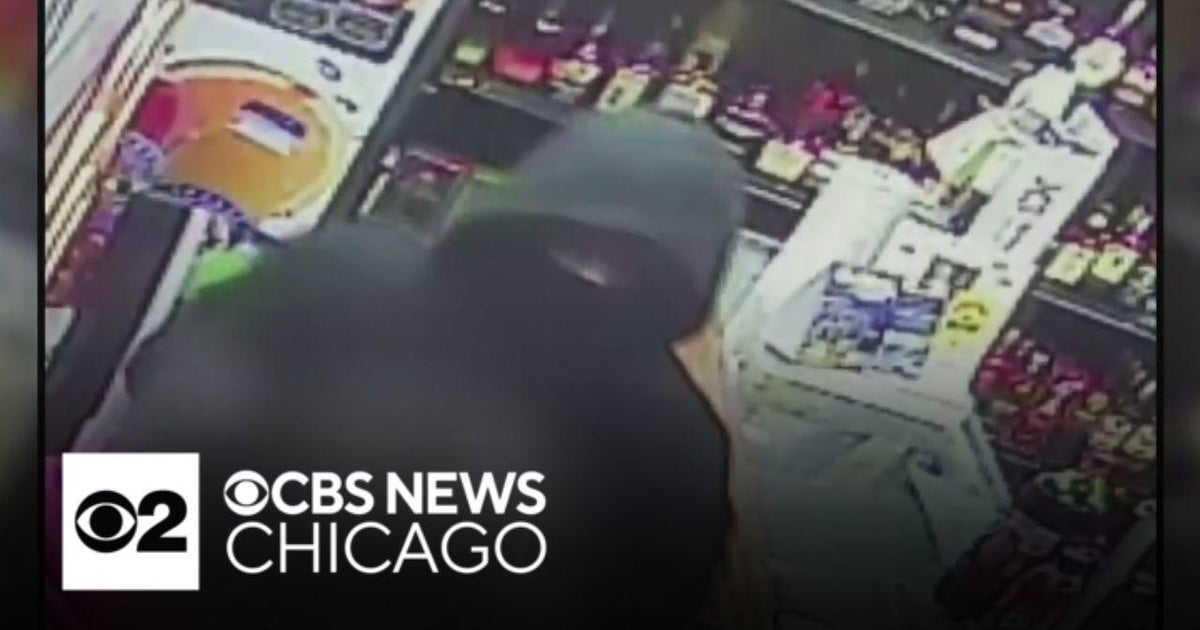 Police link robberies of bars, liquor stores, eateries around Chicago ...