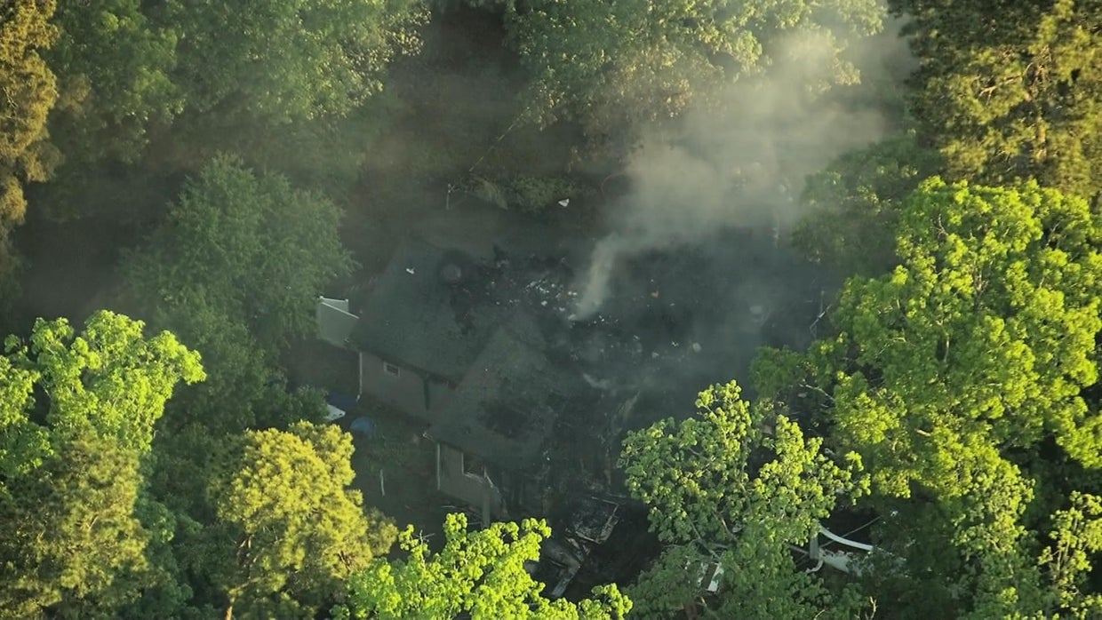 Man suffers burns to face, neck following house explosion in Commercial ...