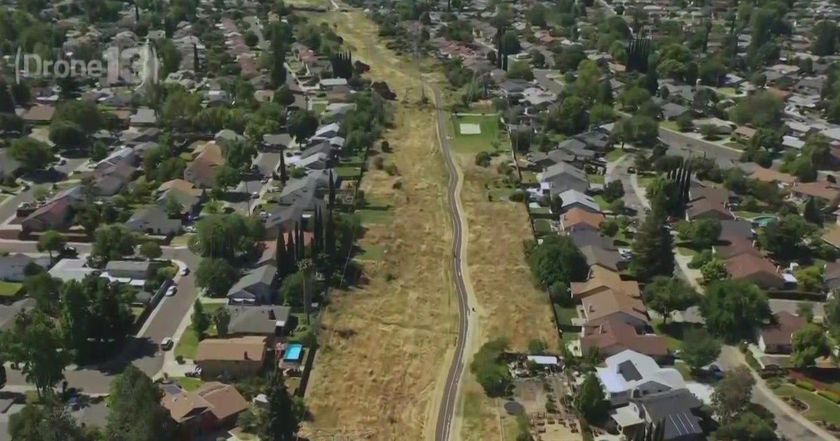 Some homeowners in South Natomas expand properties beyond their bounds ...