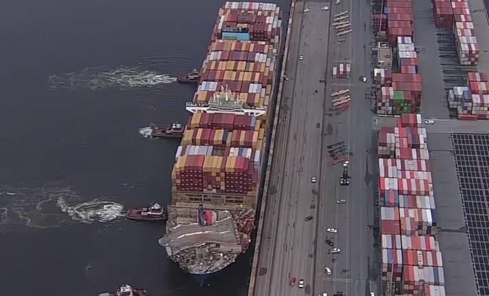 SLIDESHOW: Up-close photos of damage to Dali as ship leaves Key Bridge ...