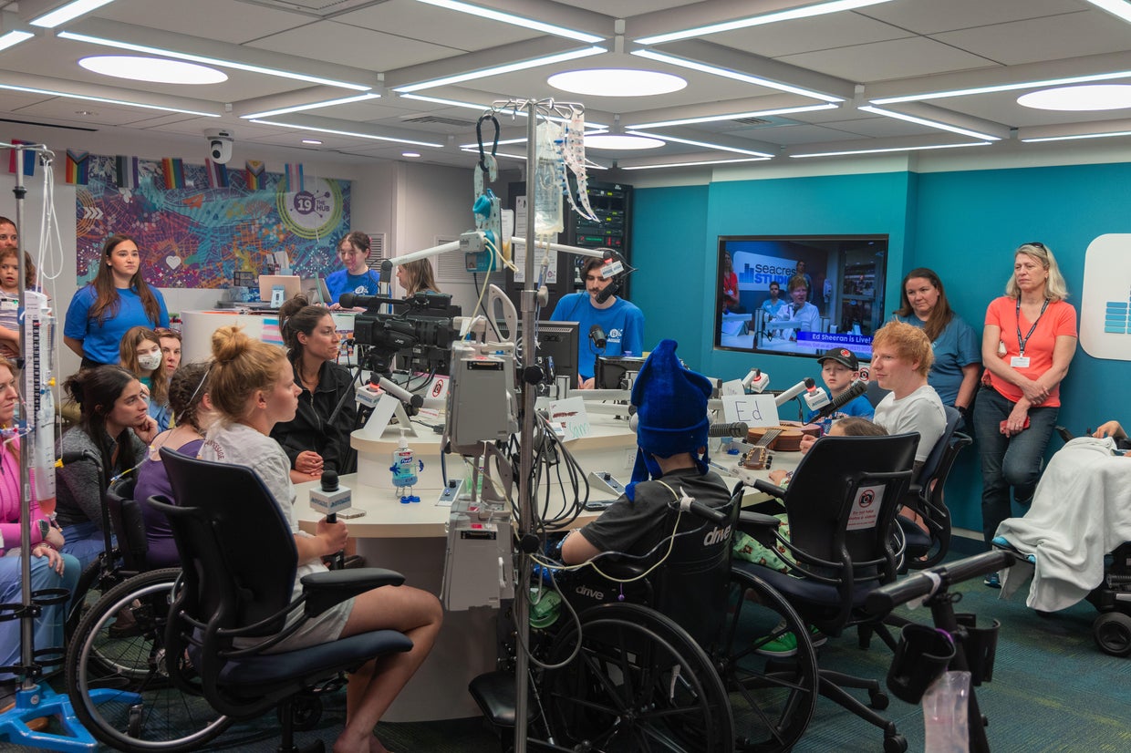 Ed Sheeran visits Boston Children's Hospital ahead of Boston Calling ...