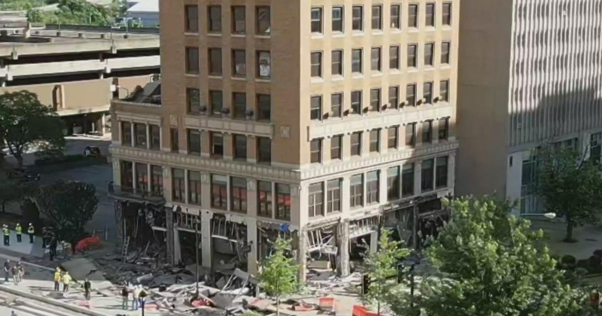 Youngstown, Ohio, explosion caused by crew cutting gas line they ...