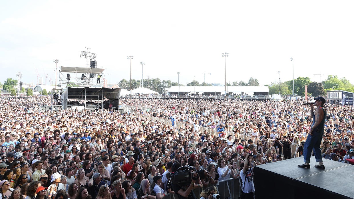 Boston Calling music festival responds to complaints of "unsafe" crowd ...