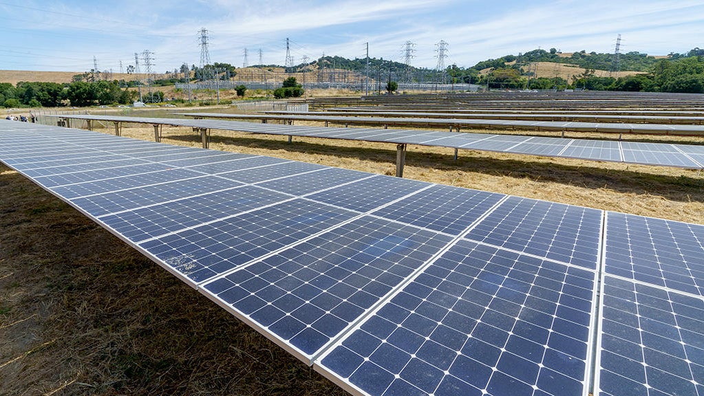 EBMUD unveils new 12-acre solar plant in Orinda - CBS San Francisco