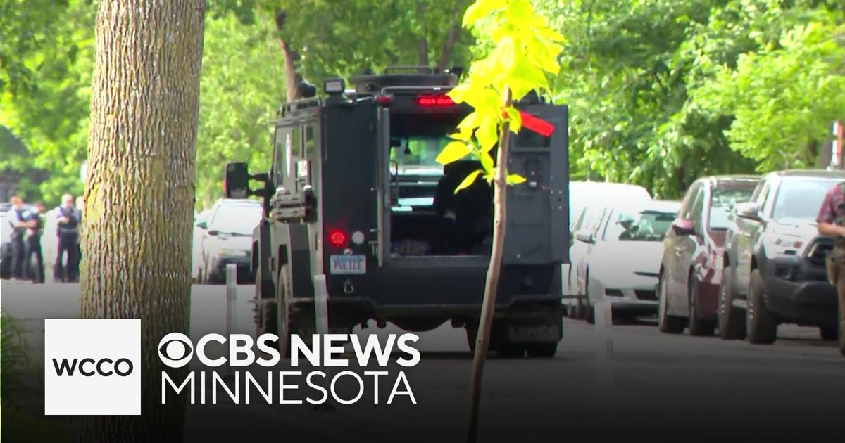 Minneapolis police officer among those dead in shooting - CBS Minnesota