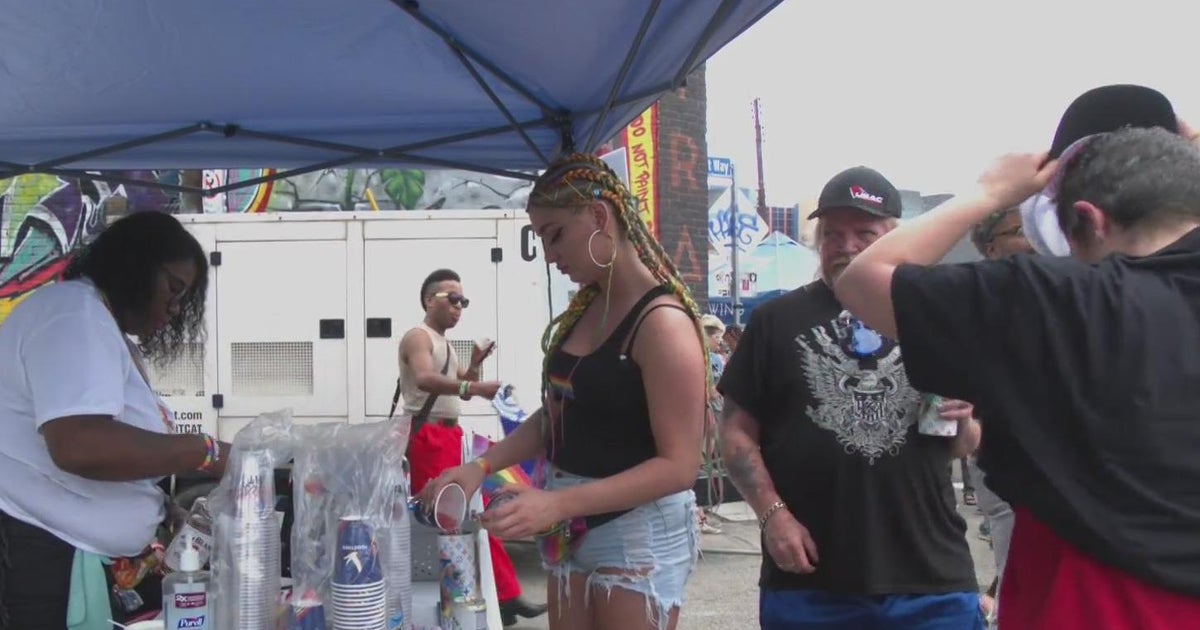 Pittsburgh Pride holds block party on final day of festivities - CBS ...