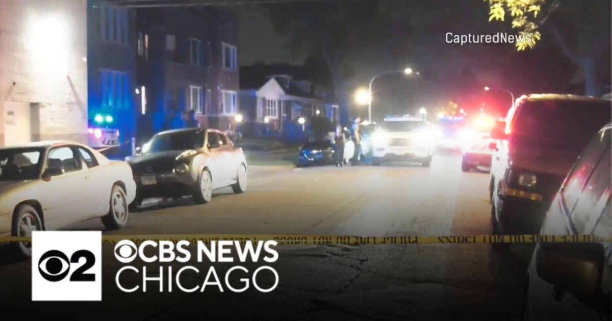 Man shot trying to stop Chicago carjacking - CBS Chicago