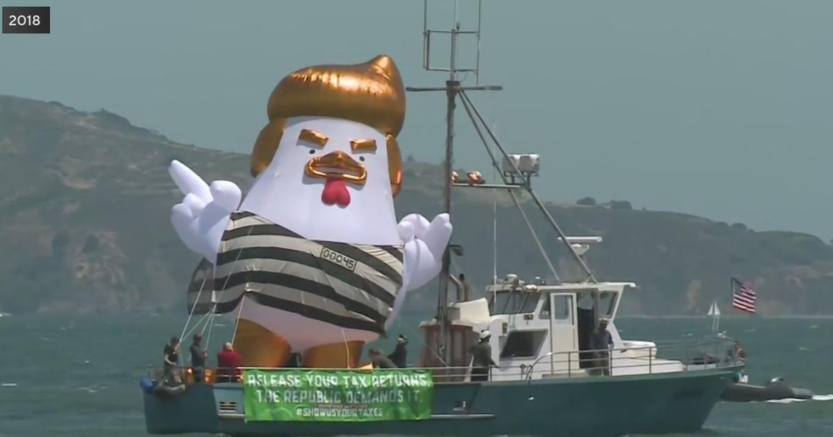 Former President Trump, 30-foot inflatable Trump Chicken set for ...
