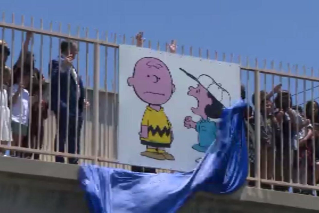 Snoopy bridge in Tarzana is celebrated with restored Peanuts character art panels - CBS Los Angeles