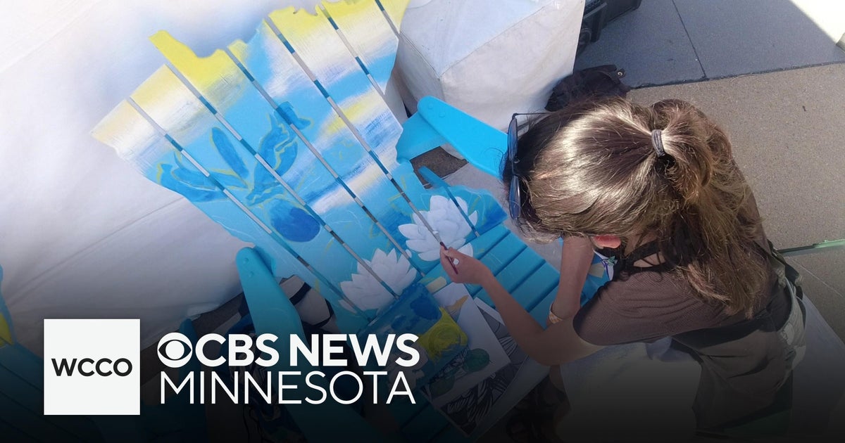 Minnesota artists create state-shaped Adirondack chairs for Target Field - CBS Minnesota