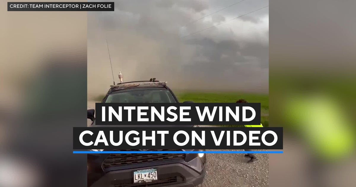 Video shows intense, dusty wind plowing through southern Minnesota ...
