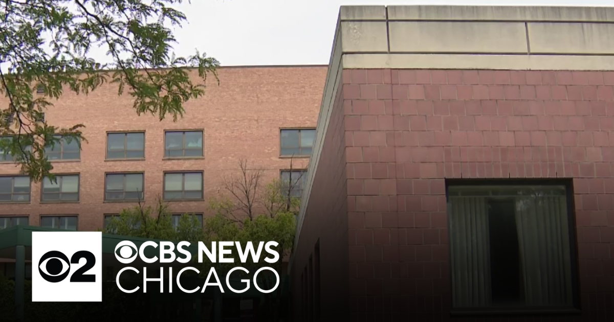 Chicago's Community First Medical Center on bypass due to heat - CBS ...