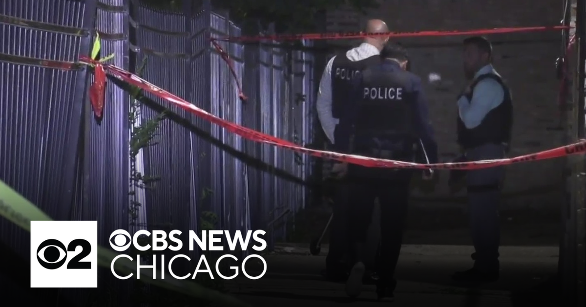 Boy, 13, killed in Chicago West Side shooting - CBS Chicago
