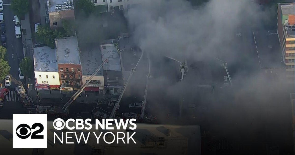 Large fire spreading in the Bronx - CBS New York
