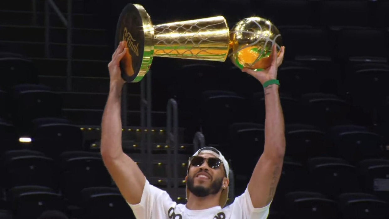 Celtics celebrate 18th title in franchise history with duck boat parade