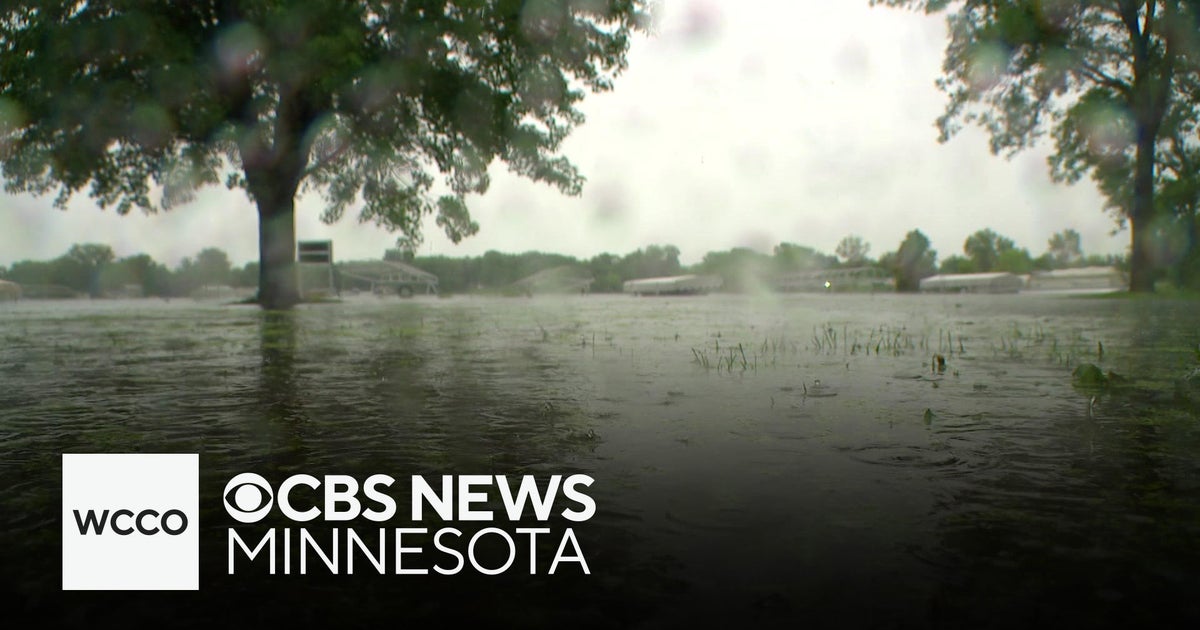 Volunteers work to sandbag Waterville as residents brace for flooding ...
