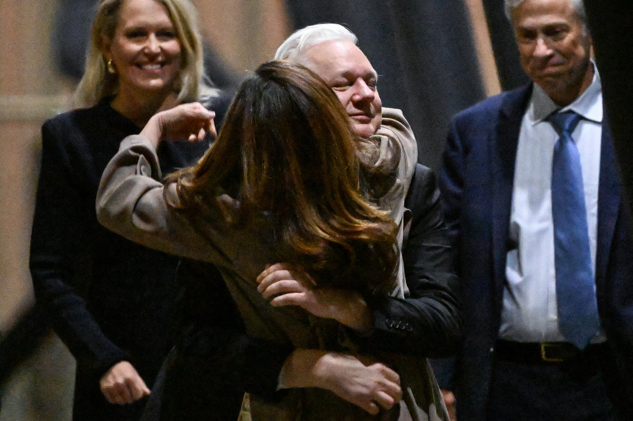 WikiLeaks' Julian Assange returns to Australia a free man after ...