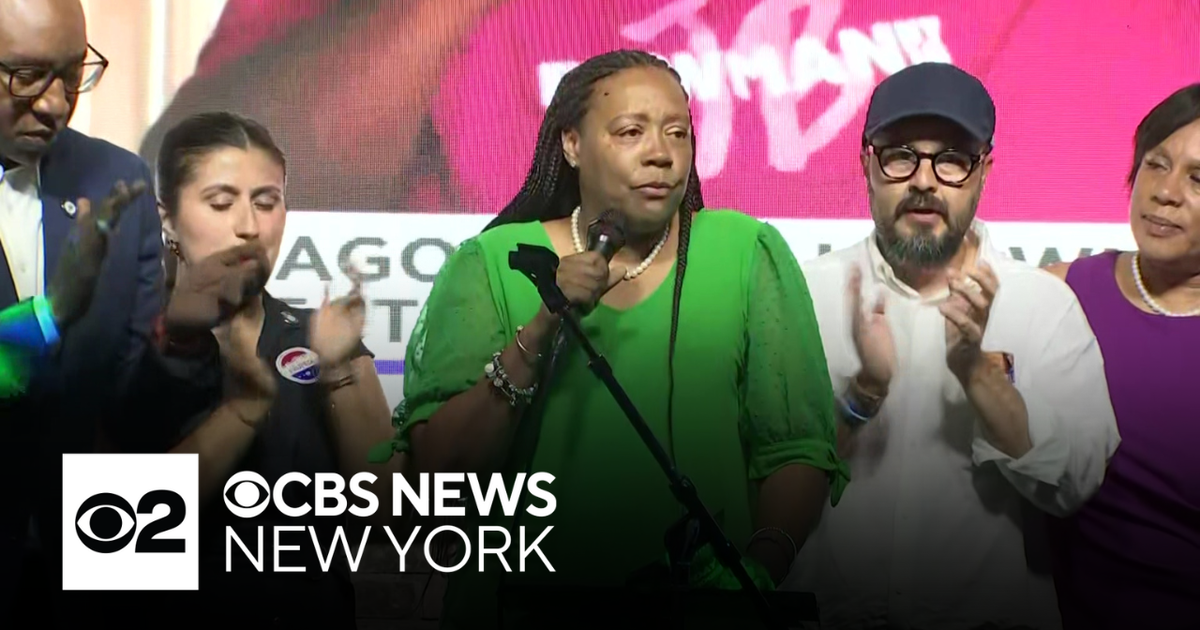 Watch New York primary night victory speech from Larinda Hooks - CBS ... Watch New York primary night victory speech from Larinda Hooks - CBS ...
