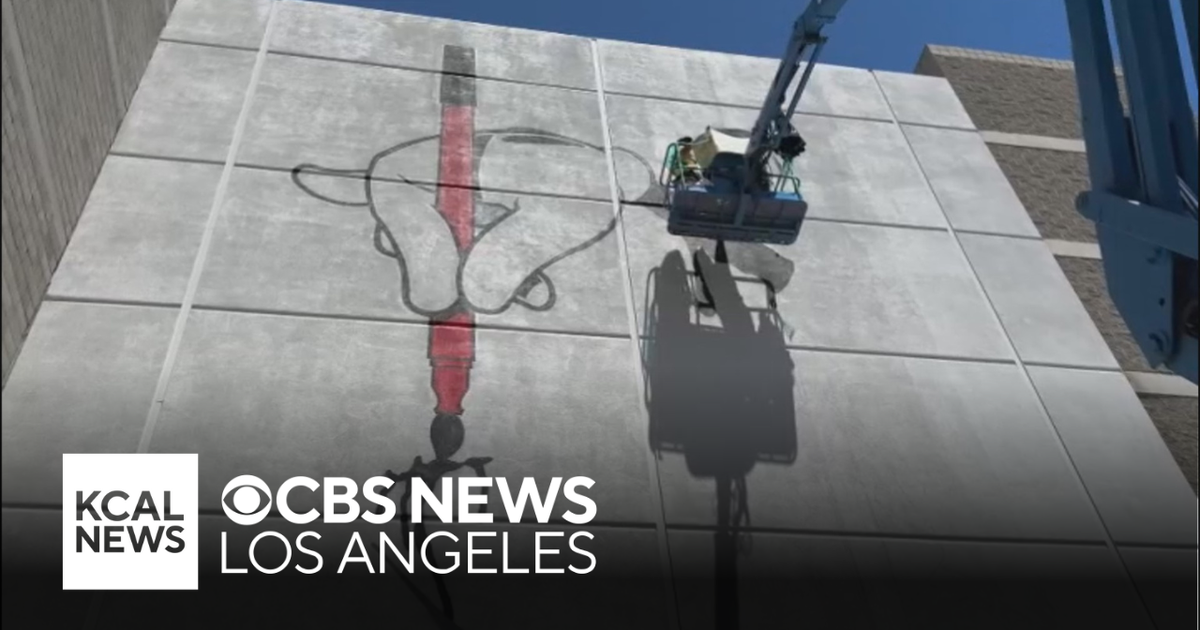 Artists head to Long Beach to transform blank walls to glamorous murals ...