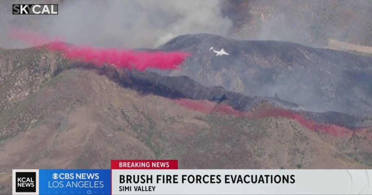 Wildfire in Simi Valley triggers evacuations amid heat warning - CBS ...