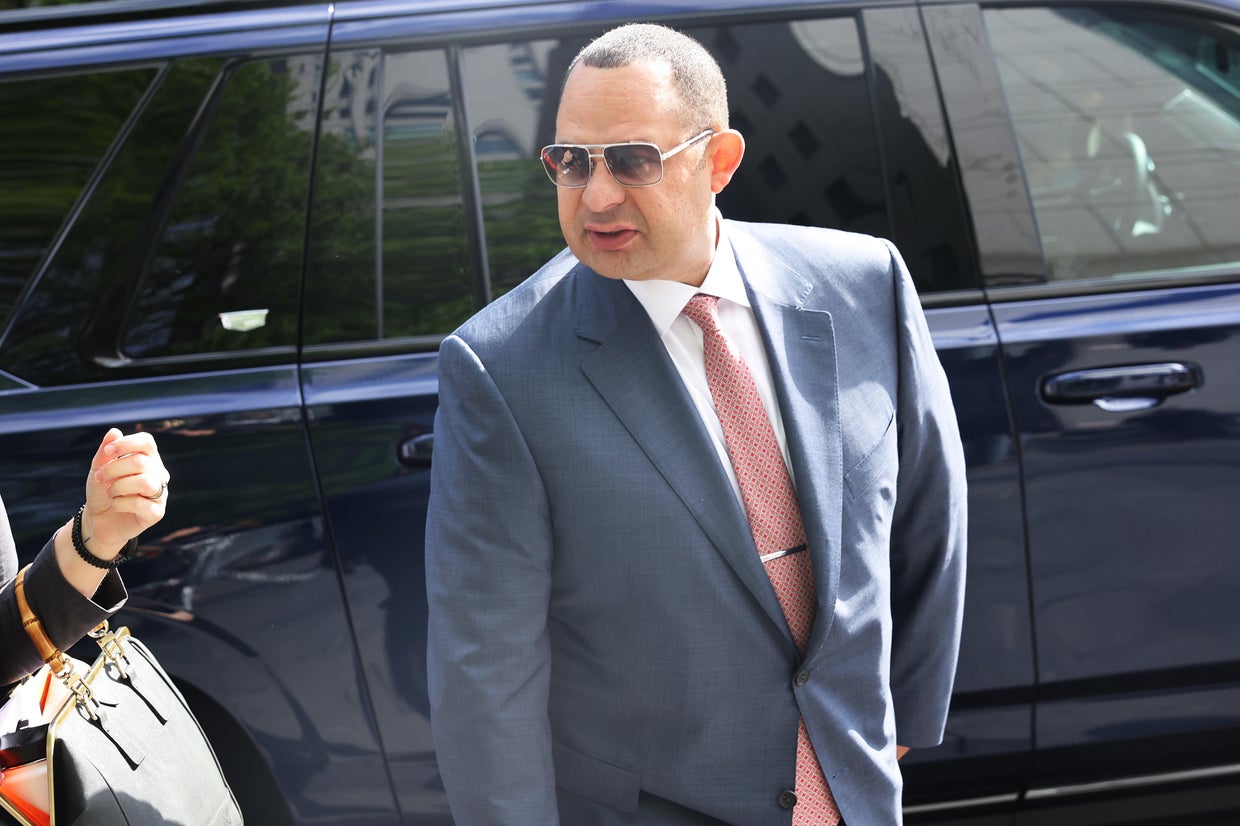 Sen. Bob Menendez "put his power up for sale," prosecutors say in ...