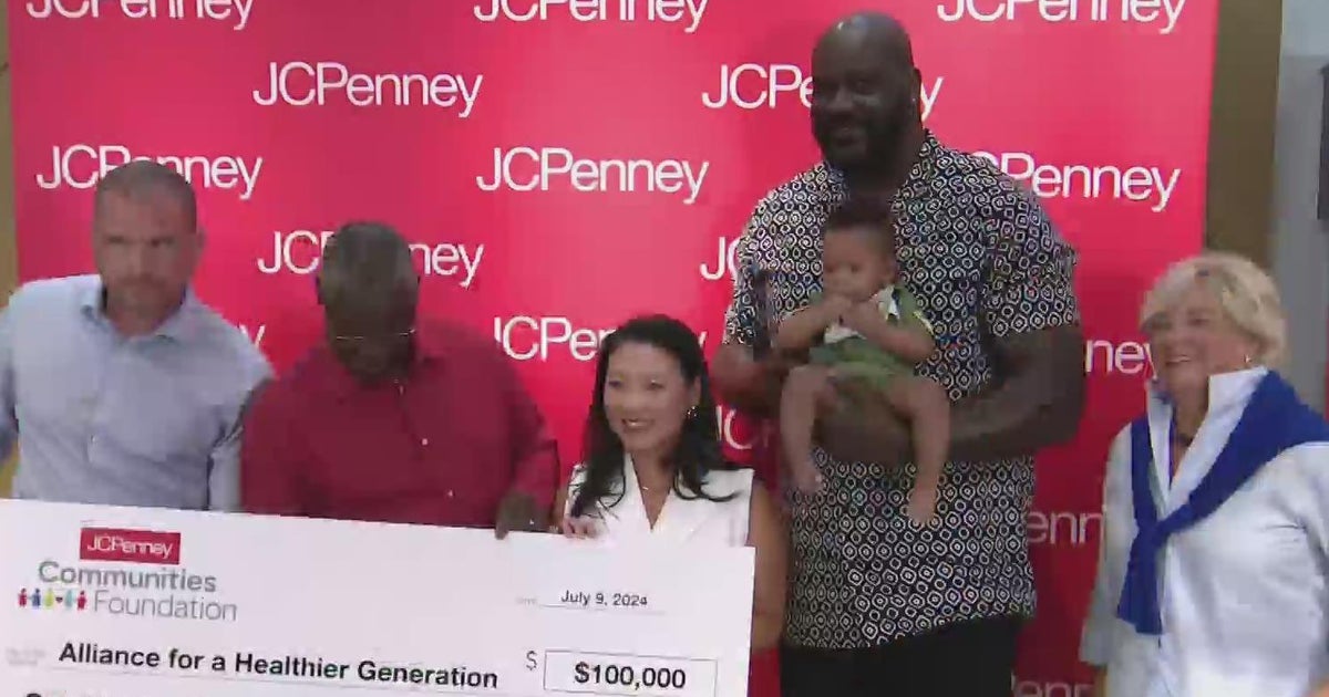 NBA legend Shaq partners with JCPenney for back-to-school shopping ...