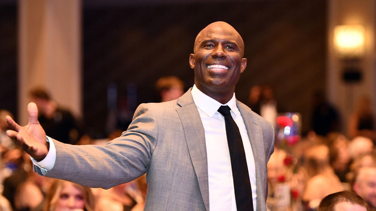 Denver Broncos Hall of Famer Terrell Davis "in shock" after he was ...