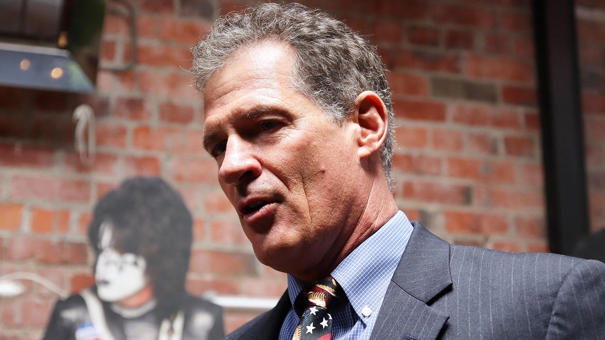 Former Senator Scott Brown frustrated by state of politics, recalls ...
