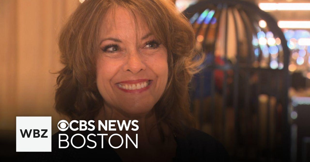 Former New England Patriots cheerleader to be inducted into ...