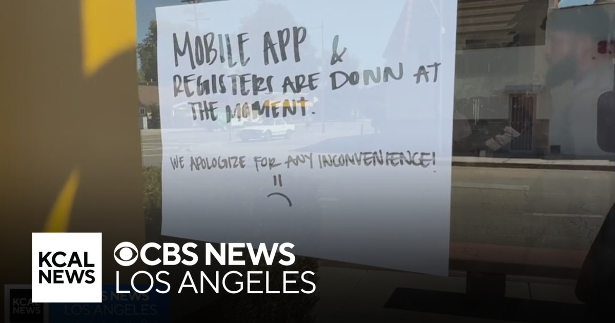 Computer outage has big impact on SoCal small businesses - CBS Los Angeles