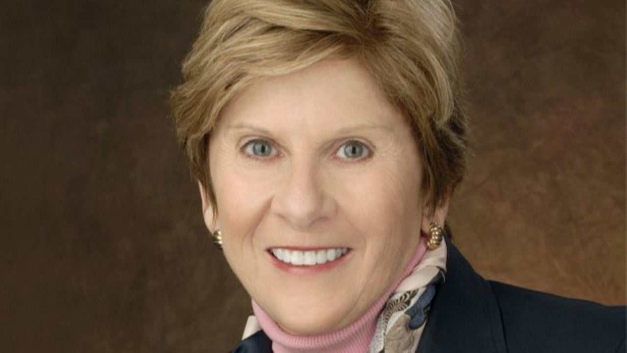 CBS News Team - Anchor & Correspondent Bios - CBS News