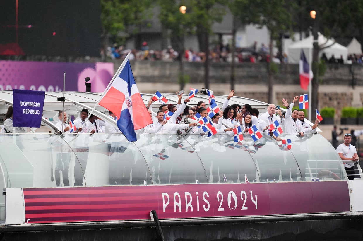 See photos of the Paris Olympics opening ceremony - CBS News