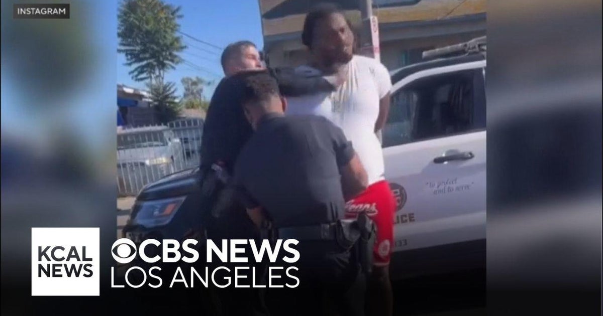 Lapd Officer Caught On Video Punching Handcuffed Man During Traffic
