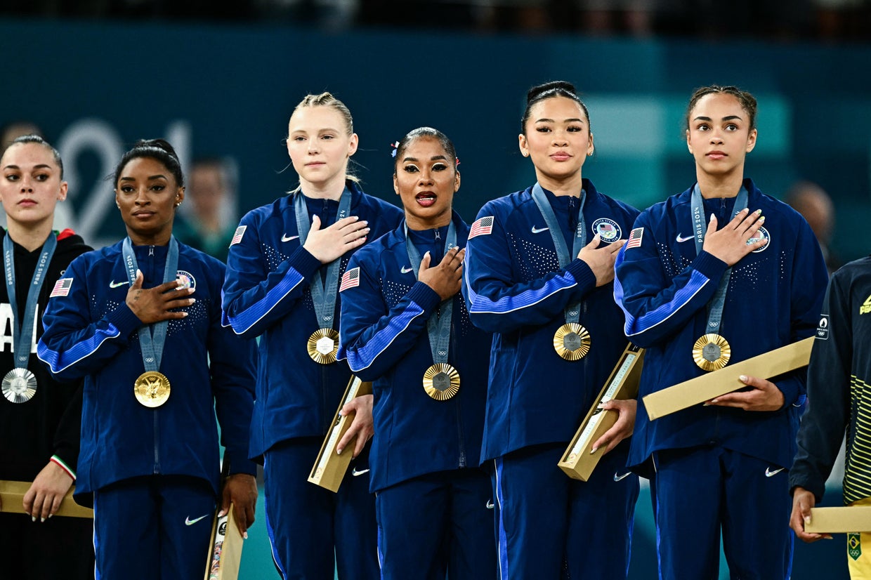 Simone Biles and Team USA win gold in women's gymnastics team final at ...