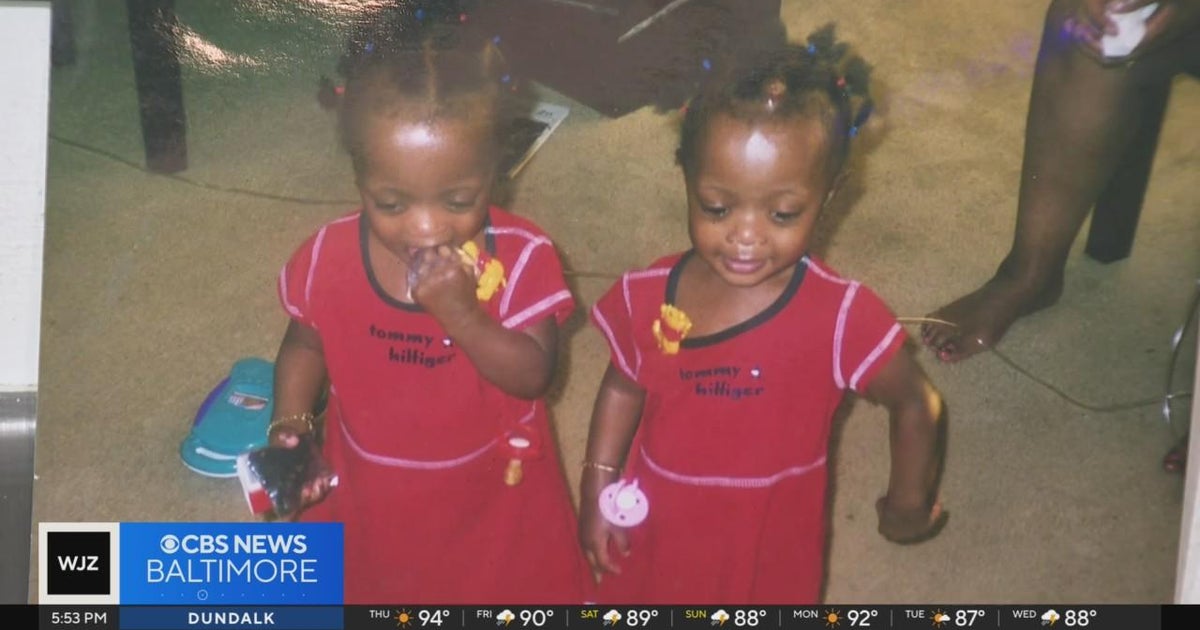 Twin sisters prepare to showcase artwork at Artscape - CBS Baltimore