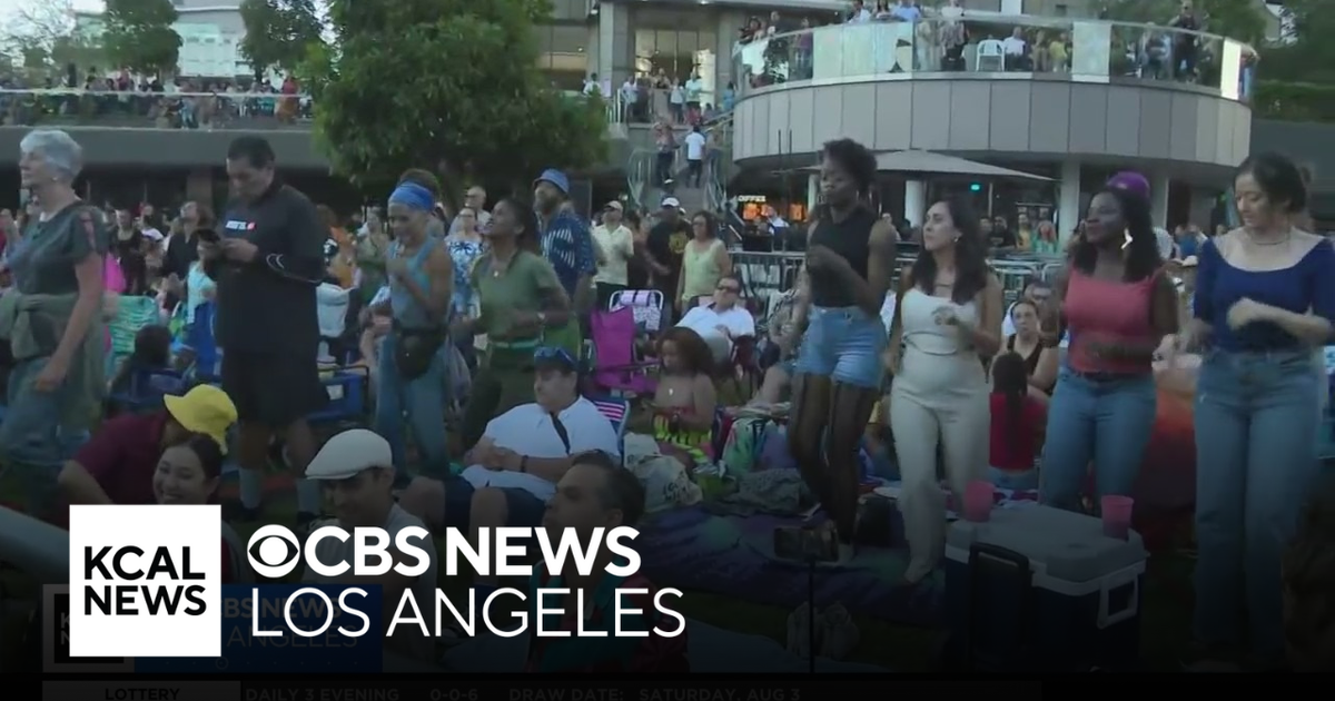 Free concert honoring Celia Cruz draws hundreds to Downtown LA - CBS ...