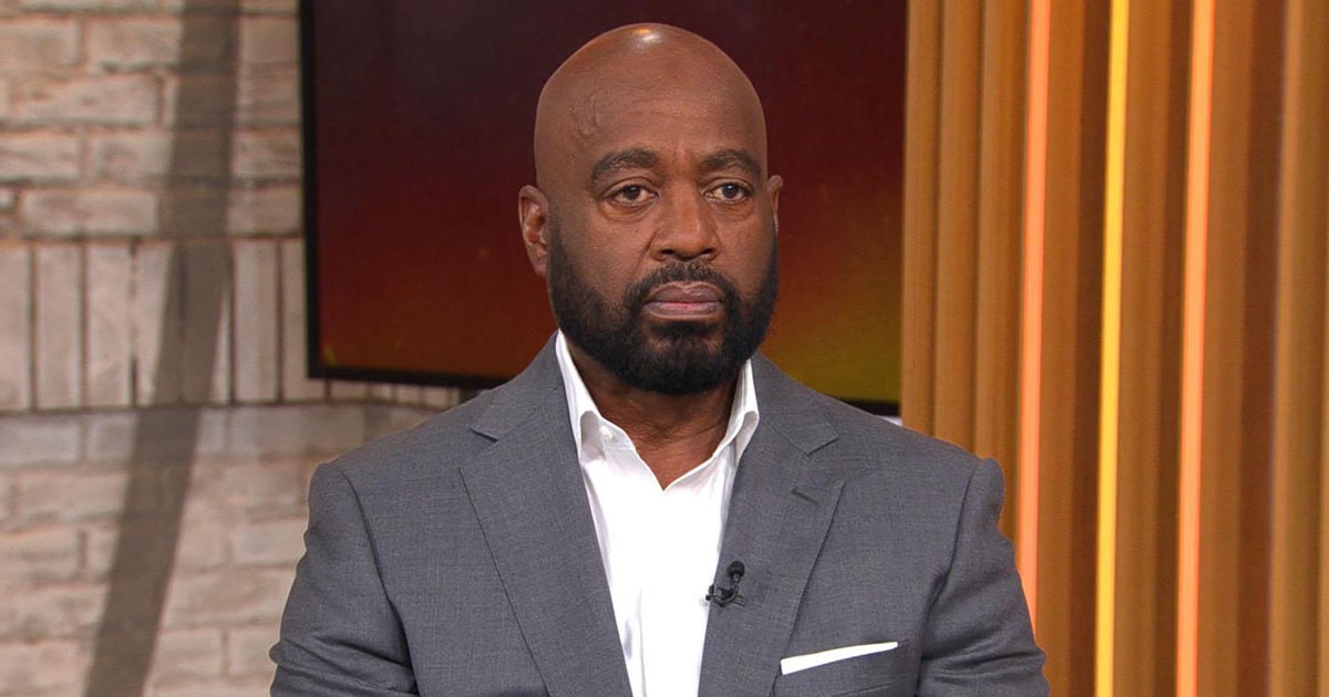 "13 Days in Ferguson" explores aftermath of Michael Brown's death - CBS ...